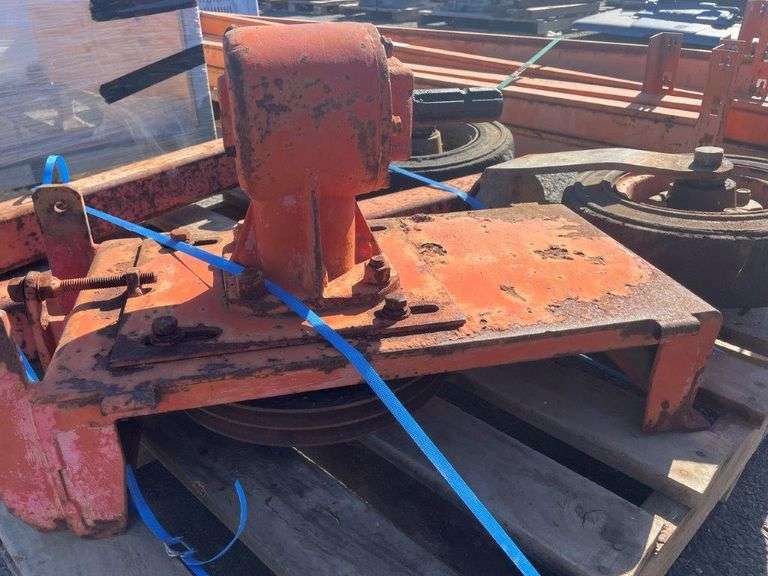 Slasher PTO Gear Box and Trailing Wheels - TVAA Pty Ltd T/A Tomkins ...