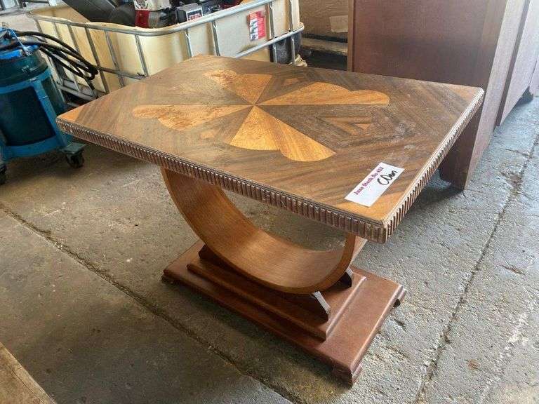Wooden Coffee Table - TVAA Pty Ltd T/A Tomkins Valuers & Auctioneers