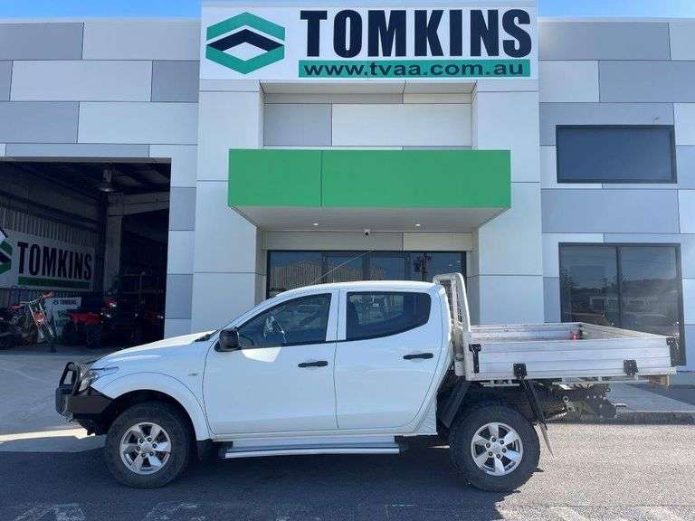 2017 Mitsubishi Triton 4x4 Dual Cab Utility - TVAA Pty Ltd T/A Tomkins ...