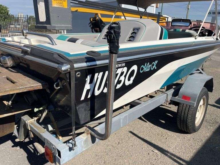 1993 Lewis Tournament Ski Boat - TVAA Pty Ltd T/A Tomkins Valuers ...