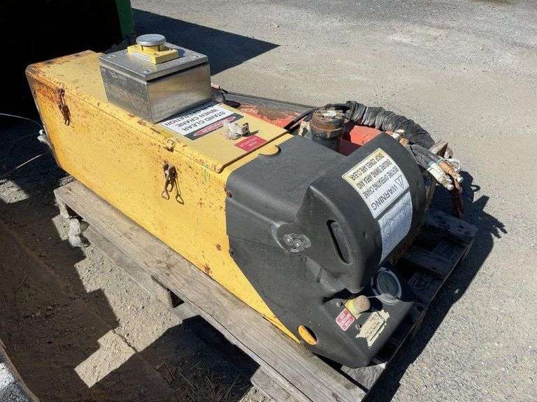 Palfinger Crane and Control Box - TVAA Pty Ltd T/A Tomkins Valuers ...