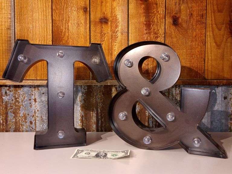 Letter T and & sign battery operated light up metal 3D sign decor ...