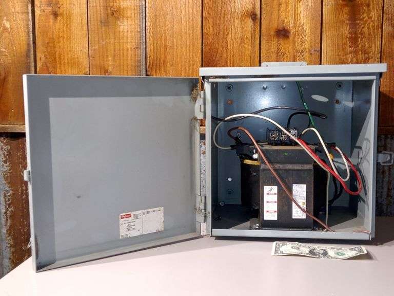 Hoffman Large Outdoor Electrical Enclosure with extremely heavy ...
