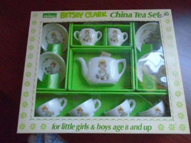 Vintage Betsy Clark Child's Porcelain Toy Tea Set in Box Made in Japan ...