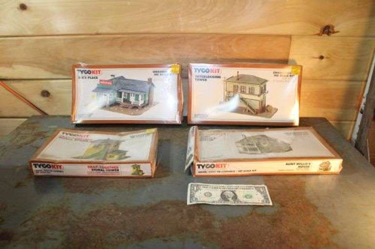 Lot of 4 vintage TYCO KIT HO SCALE model kits - Ma's Place, Snap ...