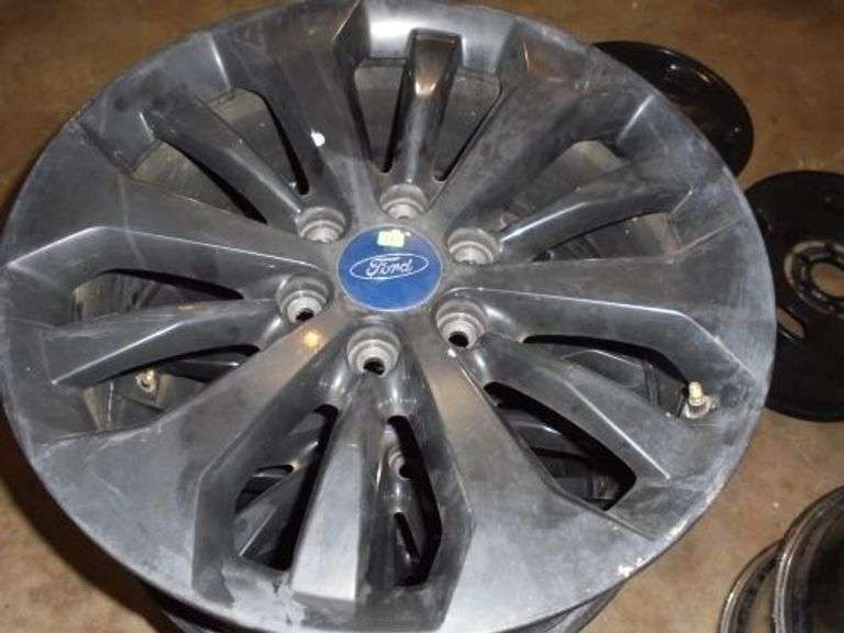 Set of 4 black 20" FORD factory wheels. - Texas Online Auction House