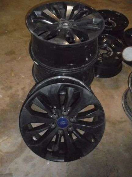 Set of 4 black 20" FORD factory wheels. - Texas Online Auction House
