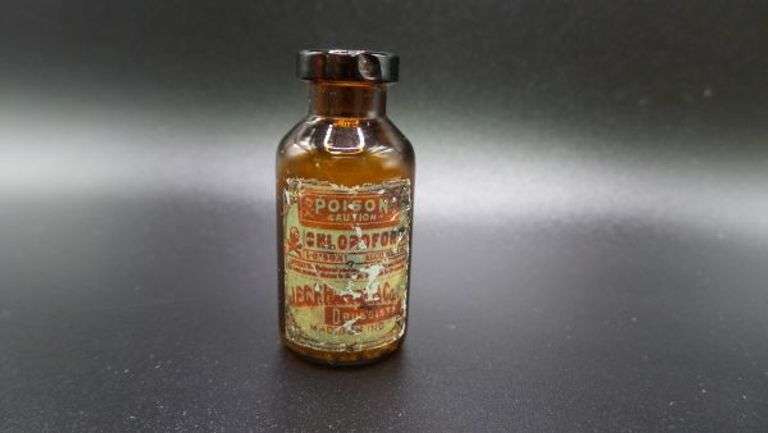 Small Vintage Medicine Bottle Marked "Poison - Chloroform" (DC) - Texas ...