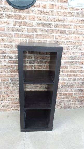 Nice Heavy 3-Cube Shelf! 44.5" Tall! (R2) - Texas Online Auction House