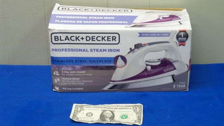 Black + Decker Professional Steam Iron! New In Box! (10C) - Texas ...
