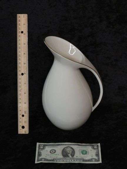 Lenox Pitcher as shown, made in USA - Texas Online Auction House