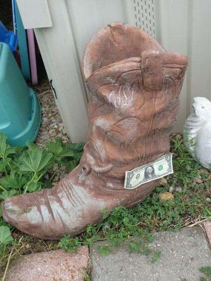 Large Garden Cowboy Boot. ~ cash only ~ - Texas Online Auction House