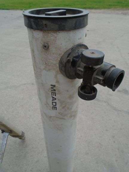 MEADE Model 4500: 4.5" Equatorial Reflecting Telescope. See additional pics, needs a good ...