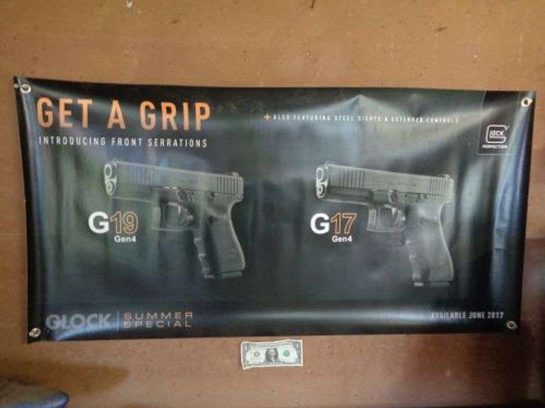 Glock Banner. ~ cash only ~ - Texas Online Auction House