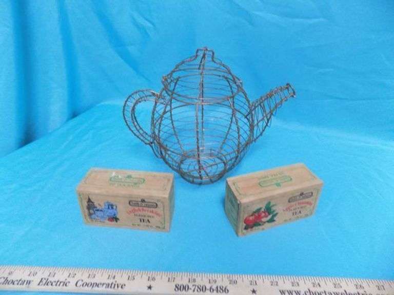 Super cute wire tea pot for holding your tea bags and 2 vintage tea ...