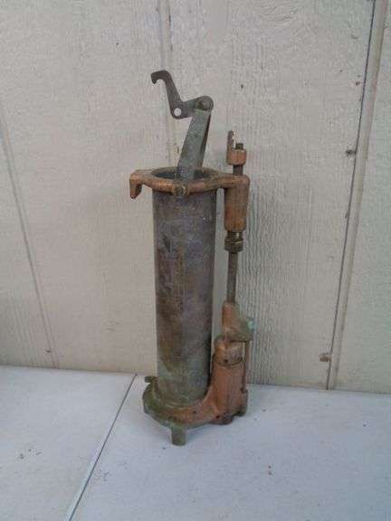 11” Oil Thief Sampler. ~ cash only ~. (1C) - Texas Online Auction House