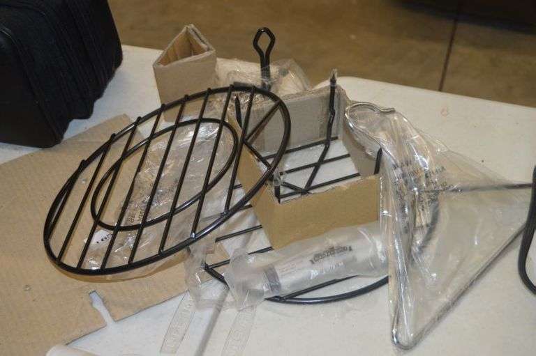 MASTERBUILT ROUND ROASTING RACK - Texas Online Auction House
