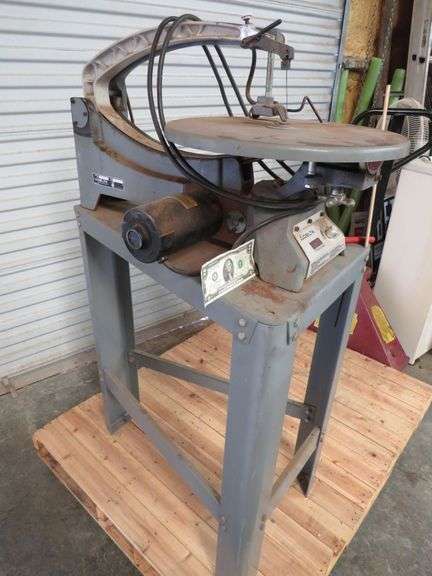 Delta Scroll Saw with Table, Model 40-601 as shown, untested - Texas ...