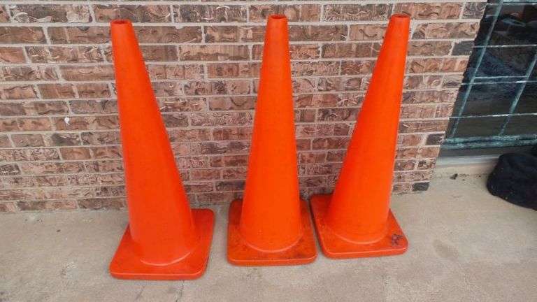 Set of 3 HUGE Commercial Heavy Duty Safety Cones! 36" Tall! (R2 ...