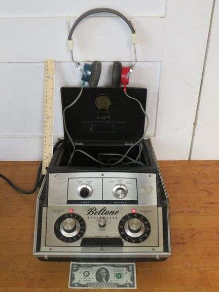 Working Vintage Beltone Audiometer Model 9D as shown - Texas Online ...