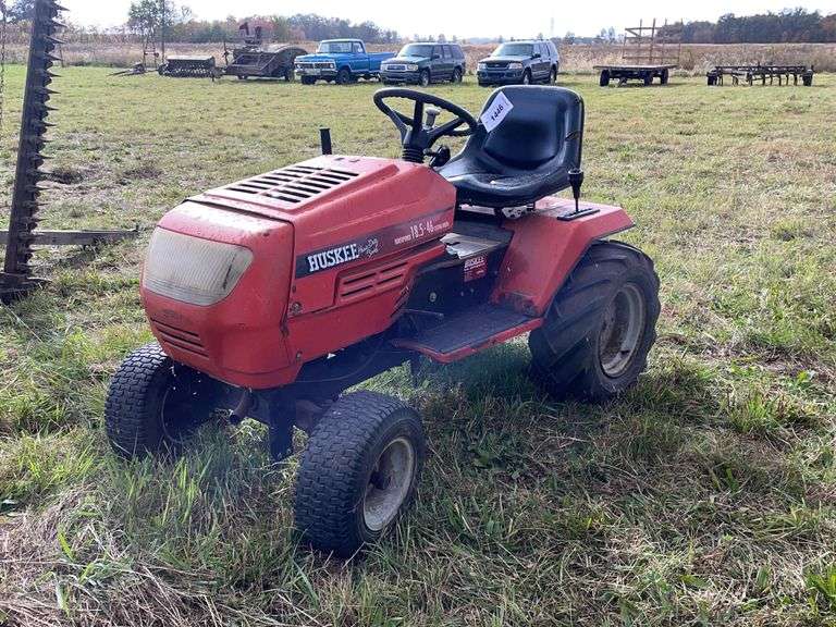 Huskee 18.5 HP 14 Speed Garden Tractor - United Edge Real Estate & Auction