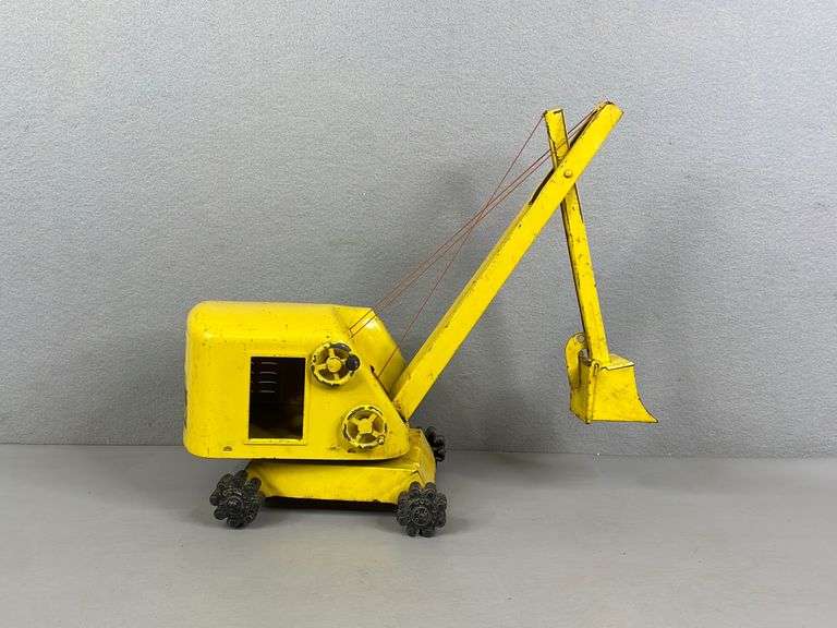 Structo Construction Co. Steam Shovel - United Edge Real Estate & Auction