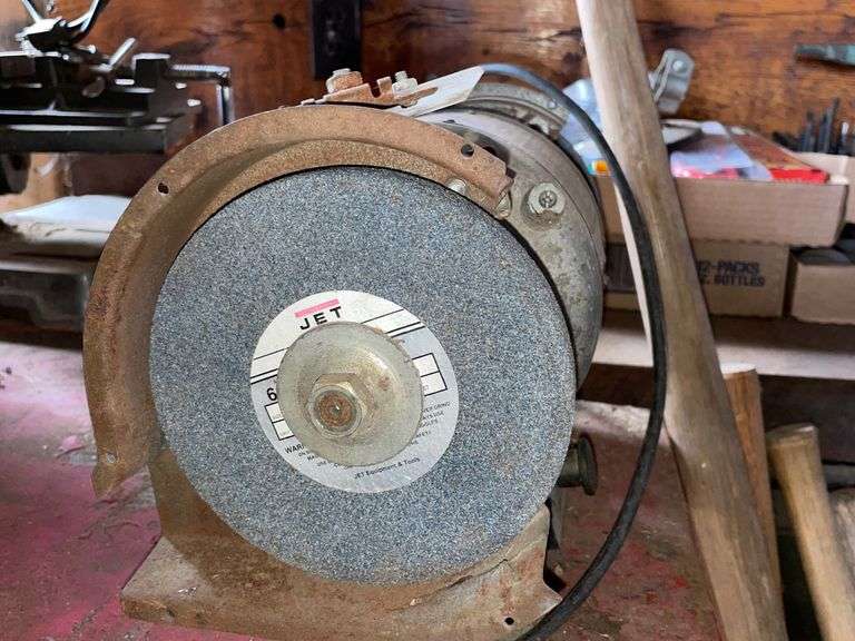 HDC Bench Grinder - United Edge Real Estate & Auction