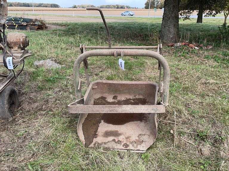 2’3”x3’ Dirt Scoop Bucket, 3 Point Hitch - United Edge Real Estate ...