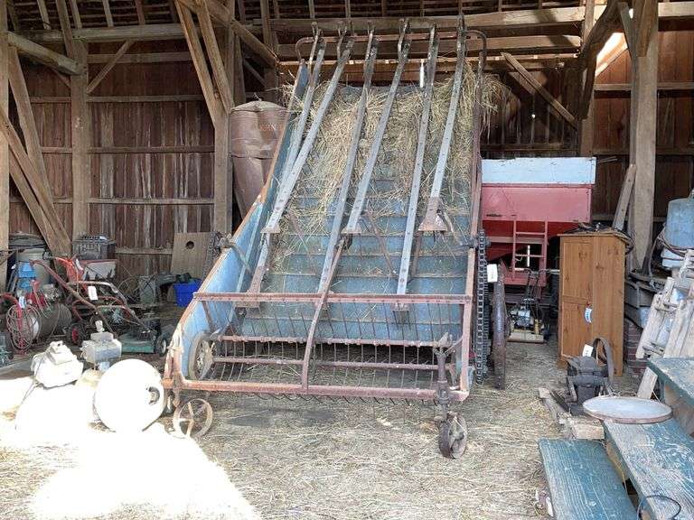 New Idea L86 Hay Loader - United Edge Real Estate & Auction