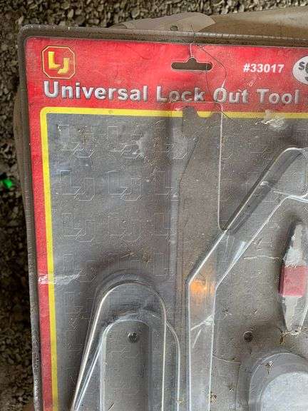 Universal Lock Out Tool Kit - United Edge Real Estate & Auction