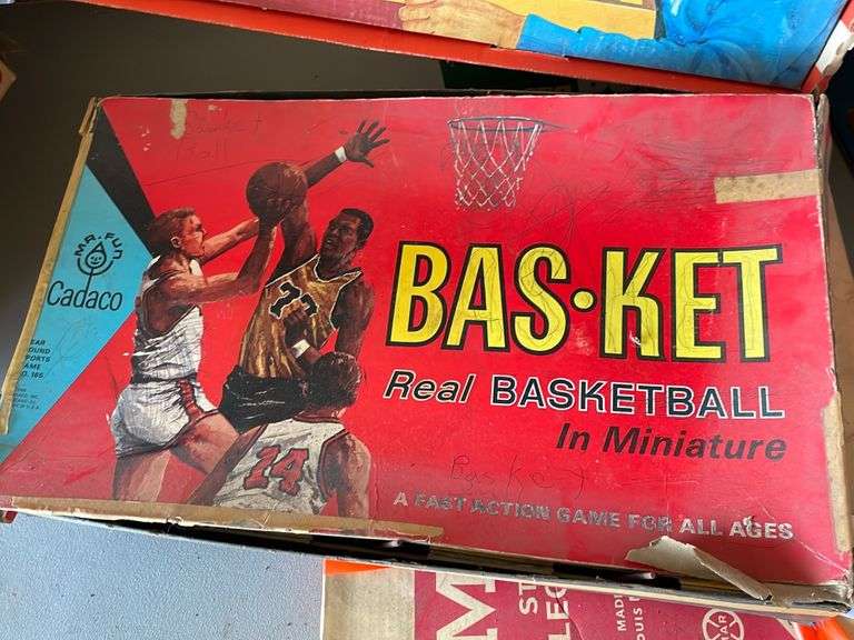 1970's Vintage Games- Rebound Game & Miniature Basketball - United Edge ...