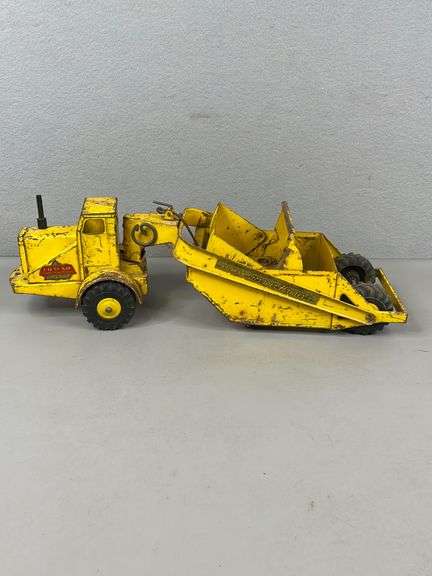 Lumar Scraper Hauler Pan - United Edge Real Estate & Auction