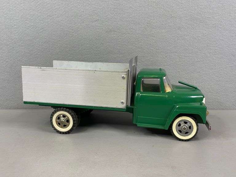 Custom Built Ertl Flatbed Truck - United Edge Real Estate & Auction