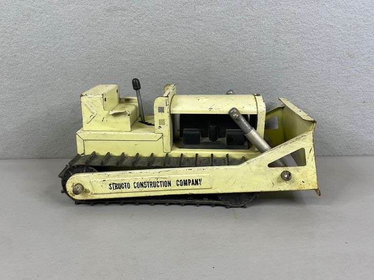 Structo Construction Company Bulldozer - United Edge Real Estate & Auction