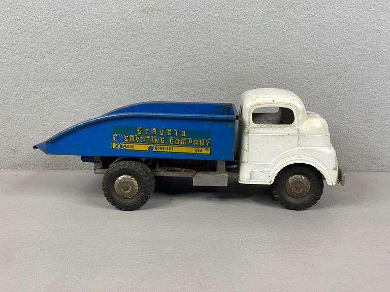 Structo Excavating Company No. 605 Dump Truck, Structo Toys - United ...