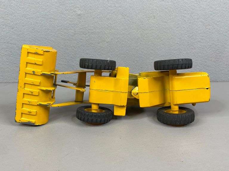International 560 Hough Payloader, 1/24 Scale, Ertl - United Edge Real ...