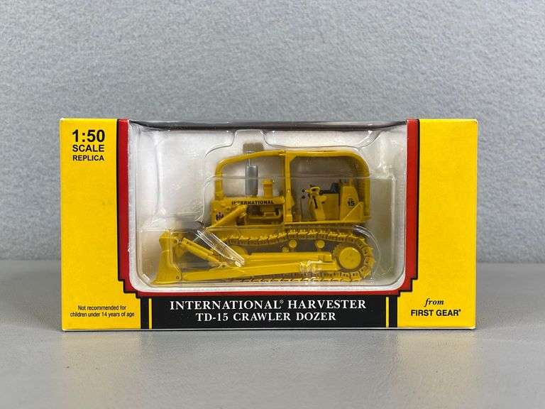 International Harvester TD-15 Crawler Dozer, 1/50 Scale, First Gear ...