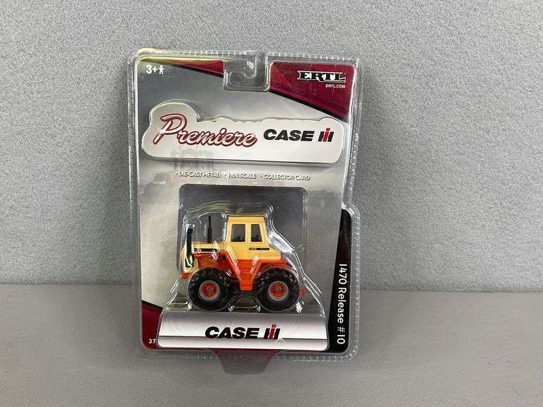 Case 1470 Traction King Tractor, 1/64 Scale, Ertl - United Edge Real ...
