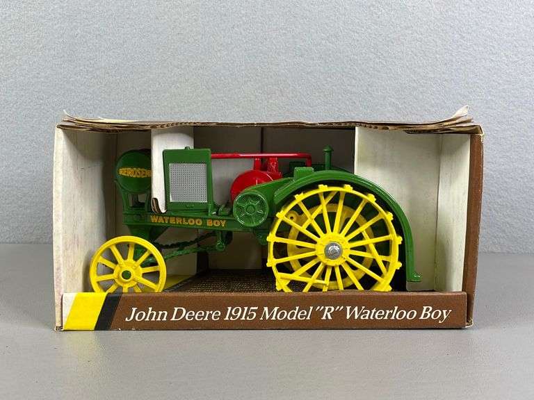1915 John Deere Model R Waterloo Boy Tractor, 1/16 Scale, Ertl - United ...