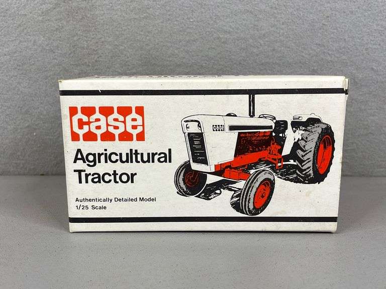 Case Agricultural Tractor, 1/25 Scale, NZG Modelle - United Edge Real ...