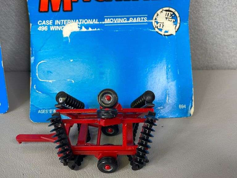 Case IH 496 Wing Disc & Vintage Hay Rake, 1/64 Scale, Ertl - United ...
