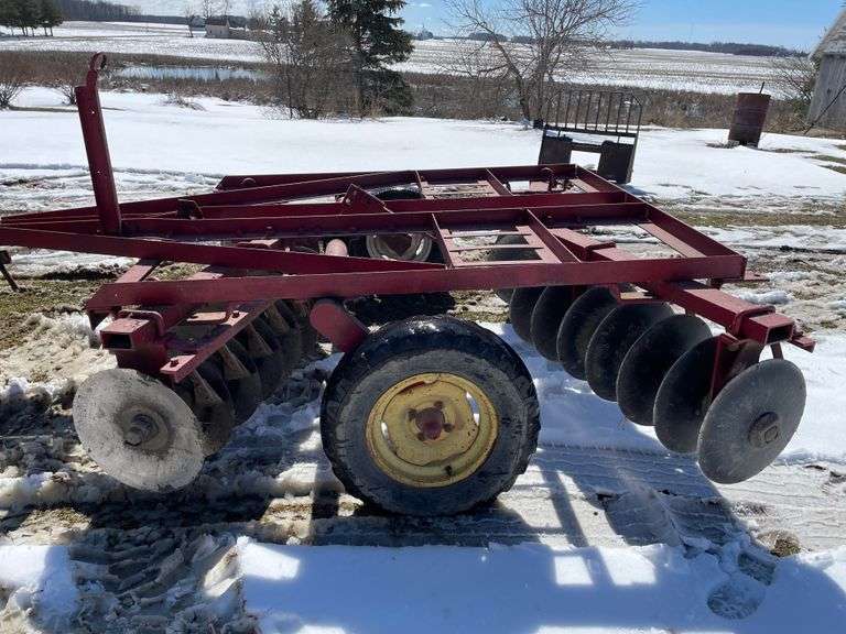 International 10-ft Disk - United Edge Real Estate & Auction