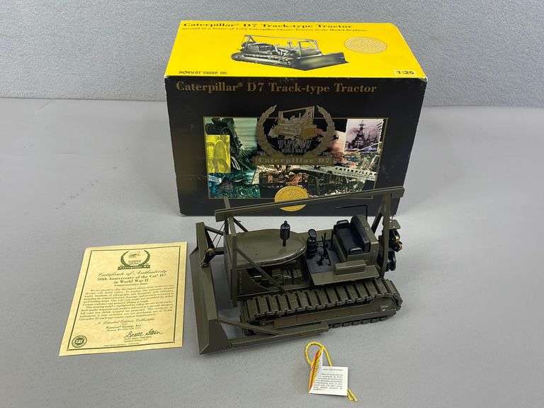 Caterpillar D7 Track Type Tractor, 1/25 Scale, NZG Modelle - United ...