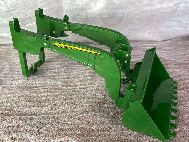 John Deere Front End Loader, 1/8 Scale, Ertl - United Edge Real Estate ...