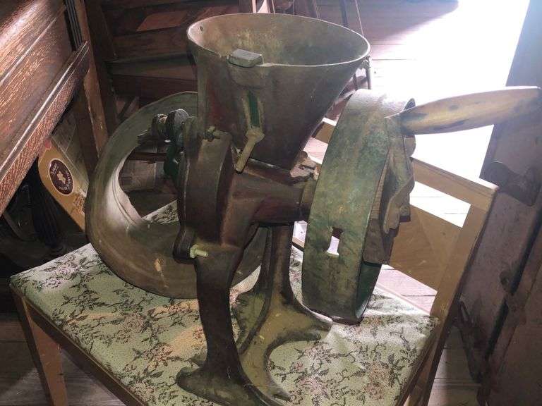 Red Chief Feed and Grain Mill - United Edge Real Estate & Auction