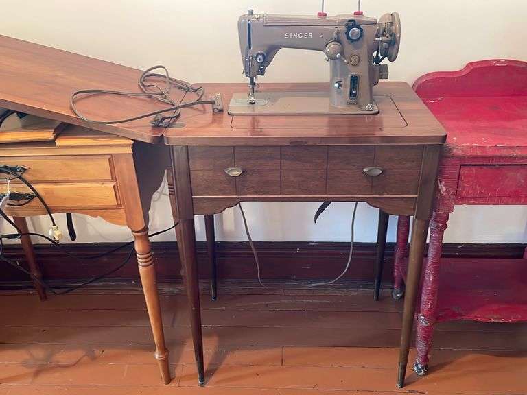 Singer 306K Sewing Machine In Cabinet - United Edge Real Estate & Auction