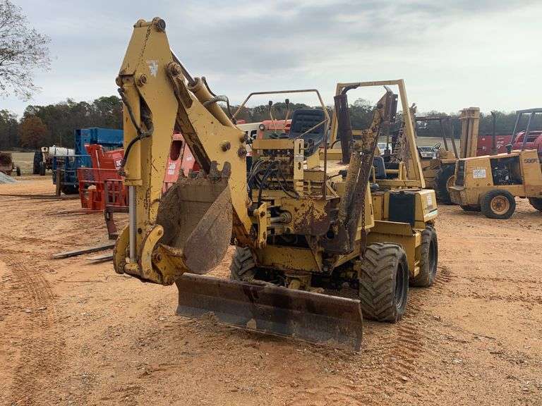 Vermeer V-4150 4x4 Trencher w/ Backhoe - Witcher Farms