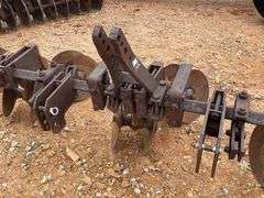 3pt 4 Row Hipper Bedder - Witcher Farms