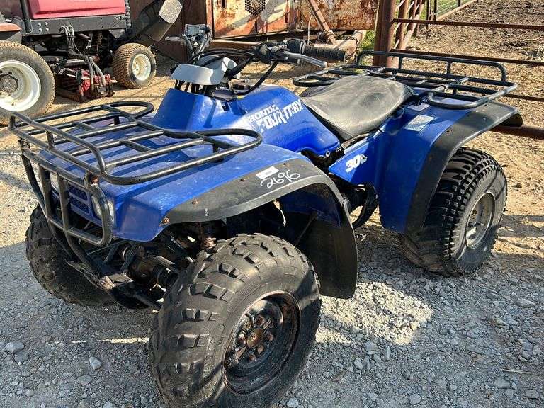 Honda Fourtrax 300 4x4 ATV - Witcher Farms