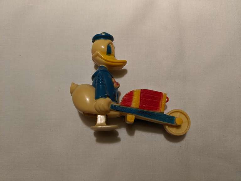 Vintage Donald Duck - Wolfe Auction & Realty, LLC